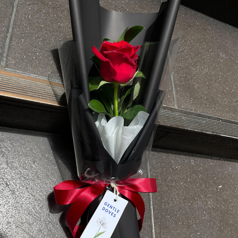 Single Red Rose Bouquet – Gentle Doves Flower Shop